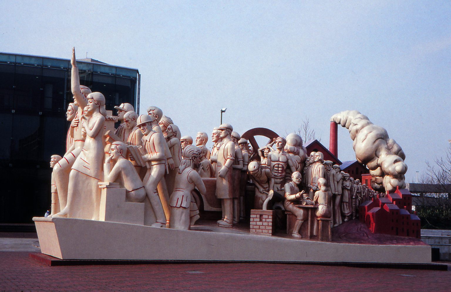 Forward - Raymond Mason Sculpteur