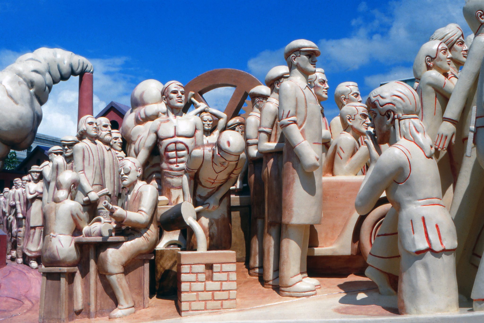 Forward - Raymond Mason Sculpteur